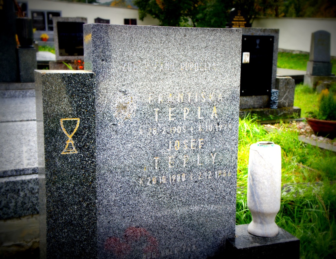 6 – A Visit to Borová Church – Family Nibbles